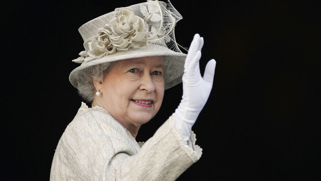 Queen Elizabeth always travelled with a supply of her own blood – Revi ...